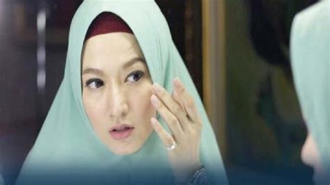 Artis Lyra Virna Tetap Awet Cantik Diusianya Yang Tak Lagi Muda