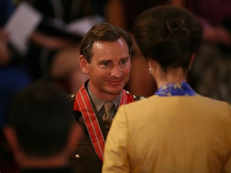 Former Sas Commander Lieutenant General Mark Carleton Smith Is New Army Chief