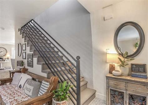 5216 Shady Grove Ln Las Vegas Nv 89130 Redfin