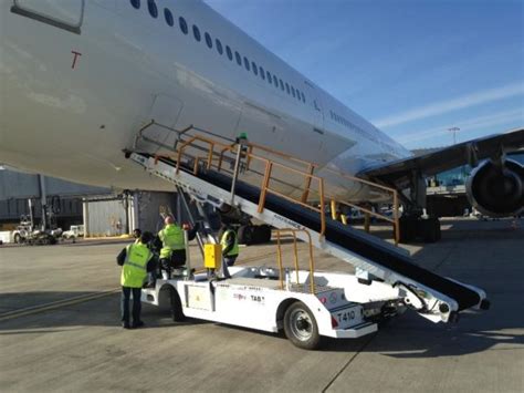 Tld Nbl Belt Loader Gas Diesel Or Electric Aero Specialties