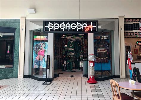 Vintage Spencers Storefront Eagle Ridge Mall Lake Wales Fl Deadmalls