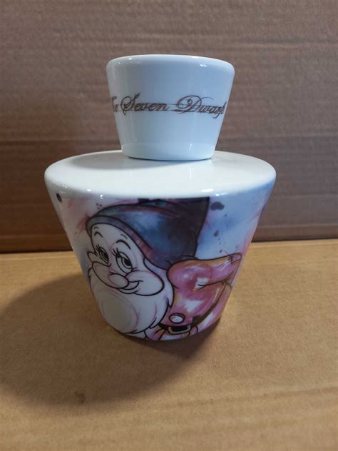 Egan Disney Room Fragrance Diffuser 7 Dwarfs Basful Freiria • Olx