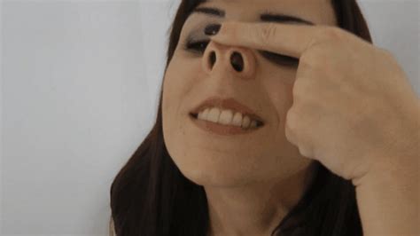 Regina A Long Nose Pinching 2 Part Gisy Admirable Fetish Fantasies