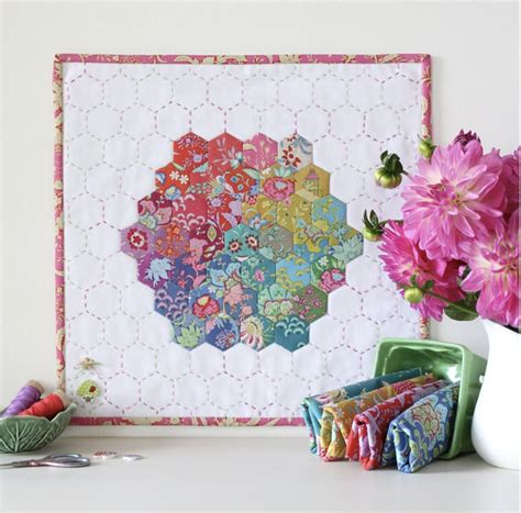 Hettie Hexie Mini Epp Mini Quilt Pattern With Hexagon Hand Quilting
