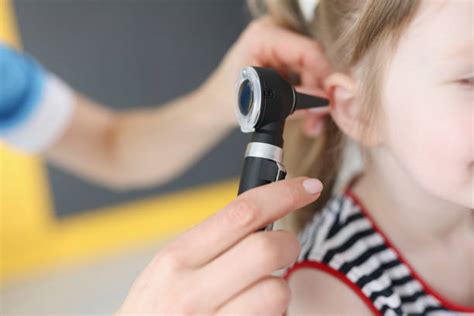 4800 Personas Con Discapacidad Auditiva Fotografías De Stock Fotos E