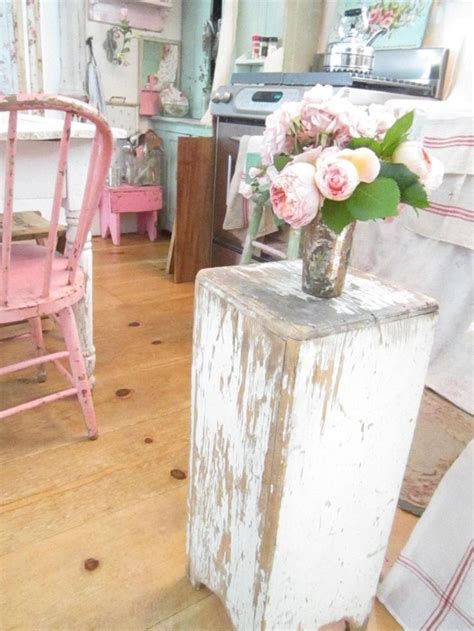 Romantic Shabby Chic Table