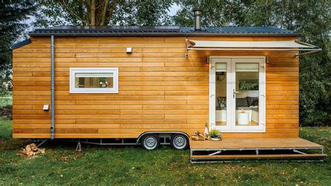Building A Tiny House With No Experience Tips And Tricks