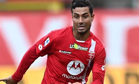 Izzo Si Sfoga Mi Hanno Insultato Deriso Diffamato E Urlato Di Tutto