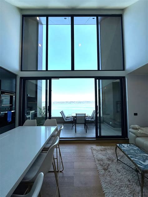 Penthouse Con Doble Altura Frente A Lago Nueva Puntilla