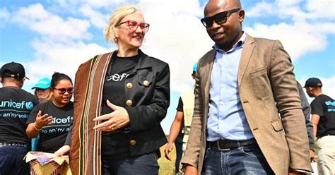 Unicef Etleva Kadilli En Visite Officielle à Madagascar Madagascar