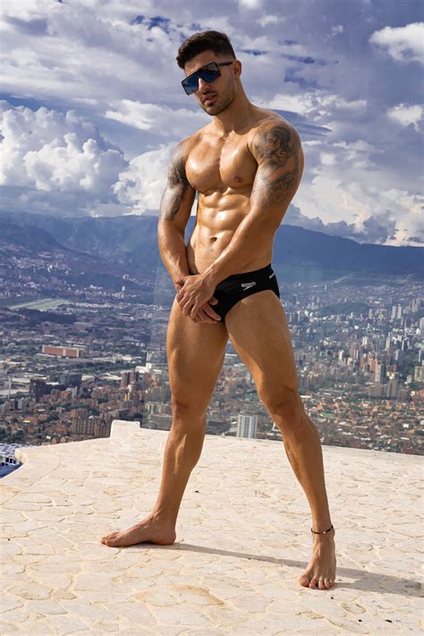 Photos And Videos Edwin Drake Theedwindrake Lpsg