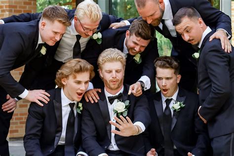 Funny Wedding Picture Poses