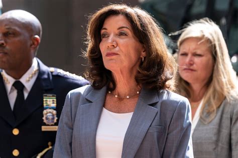 Watch Resurfaced Video Shows Gov Kathy Hochul Aide Arrested For Being