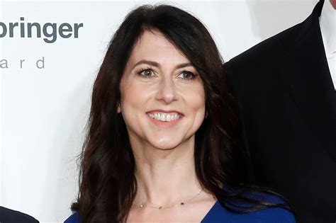 Mackenzie Scott Says Her School Roommate Loaned Her 1000 So She Would