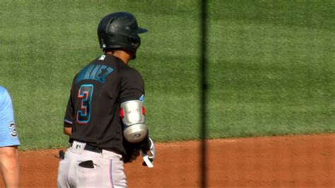 Luis Arraez Smacks An Rbi Single In The 2nd Inning 09022023 Miami
