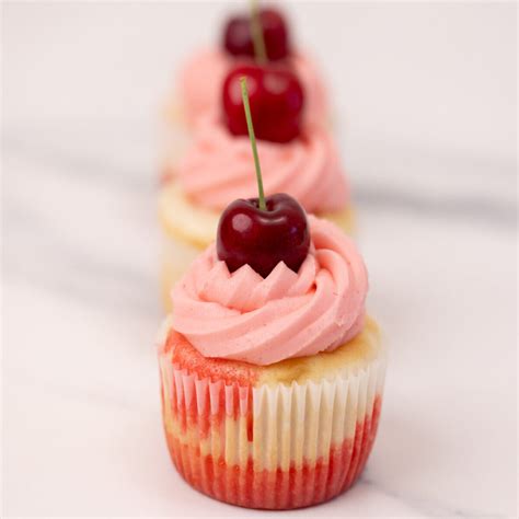 Delicious Cherry Cupcakes With Jello O Filling Recipe Powered By Mom