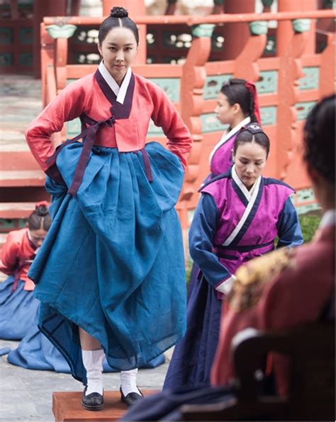 이연희 김민서 호된 매질여인천하 시작