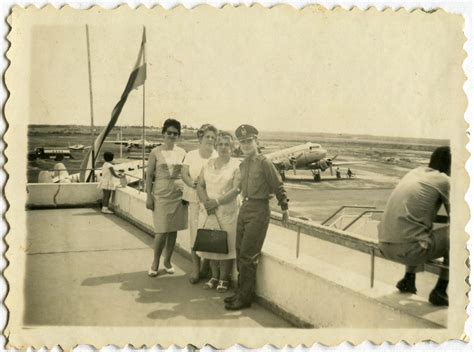 En La Terraza Del Aeropuerto Pte Stroessner Imagoteca