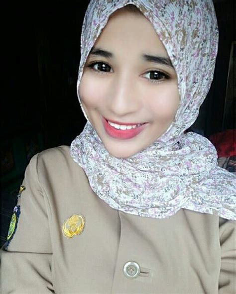 Guru Sd Cantik Ini Bikin Kamu Ingin Balik Lagi Ke Jaman Sd Sourcein Media