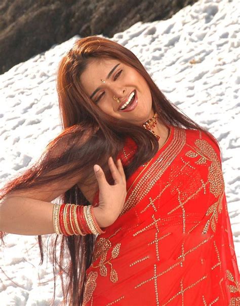 Sajitha Photos Sajitha Latest Hd Pics Sajitha New Images Filmibeat