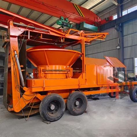 Discharge Belt Foldable Mobile Disc Tree Stump Root Grinder Wood Chipper Manufacturer Tub