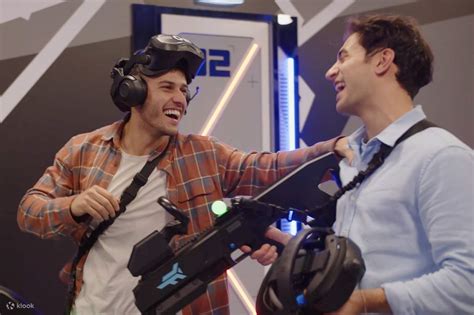 Virtual Reality Gaming Experience In Gold Coast Klook Singapore