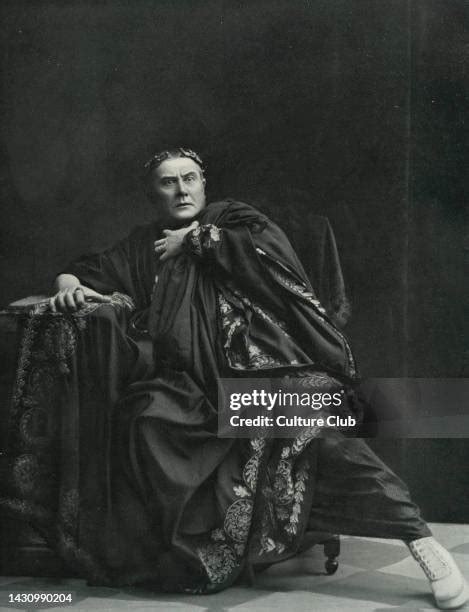 Julius Caesar Shakespeare Photos And Premium High Res Pictures Getty Images