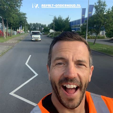 Maak Kennis Met Bertus Van Ee Al 10 Jaar Werkzaam Bij Asfalt Onderhoud En Sinds Een Jaar