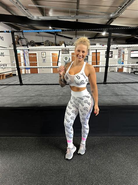 Andy Wray On Linkedin Brand Team Socialmedia Money Compression Sportswear Growth Love…