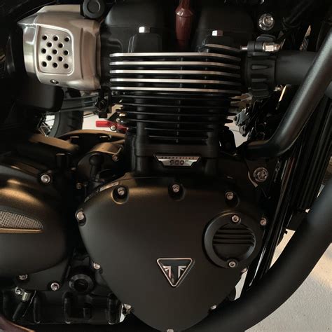 Heart Like A Triumph Scrolller