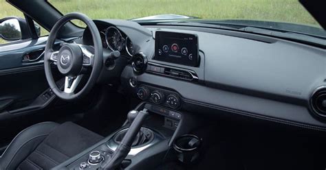 Heres Why The 2023 Mazda Mx 5 Miata Is One Of The Best Sports Cars Today