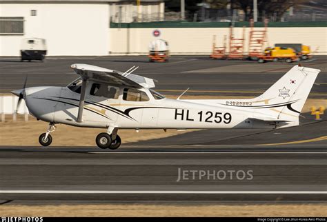 Hl1259 Cessna 172s Skyhawk Sp Uljin Flight Training Center Lee