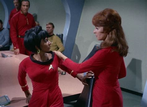 Star Trek Episodes The Ultimate Guide Uhura Tos Star Trek Space