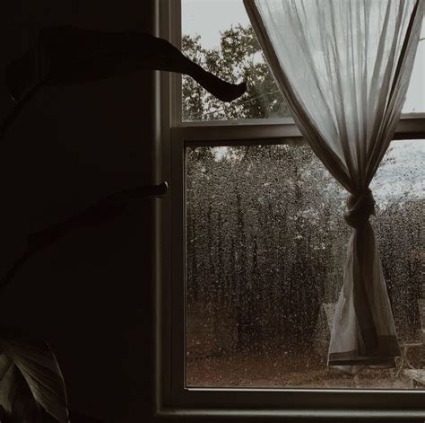 Pin By ∙⁺¡ ☽˚₊∙ On Aesthetics Windows Rain Rain Photography