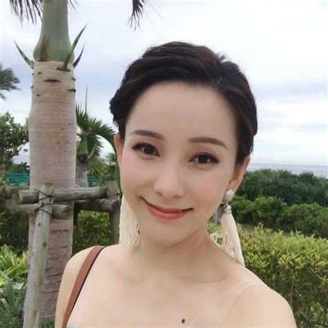 Money住過劏房一半收入作家用 「晶女郎」文凱玲曾全裸拍三級片 娛樂台 香港高登討論區