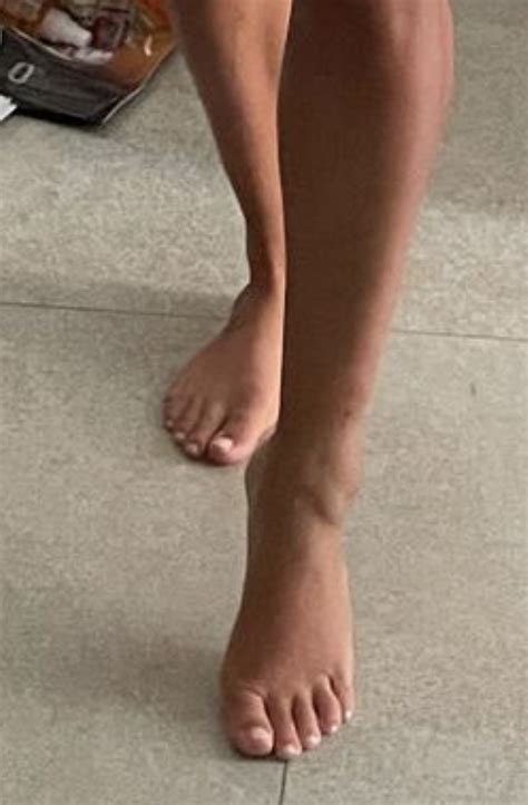 Giulia Steingrubers Feet