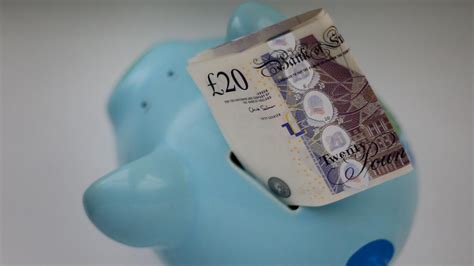 £2000 Savings Buffer ‘can Be Turning Point For Households Financial