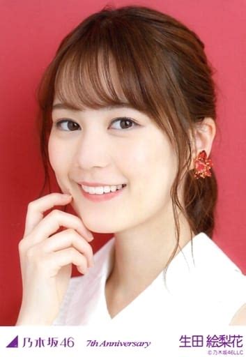 生写真乃木坂46偶像乃木坂46 生田绘梨花三分熟抬头·背景红·「7th Anniversary」乃木坂46 2019年2月随机生写真 杂货・小物件 Suruga