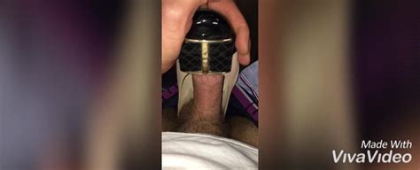 破旧的浅口鞋嬉戏 Xhamster