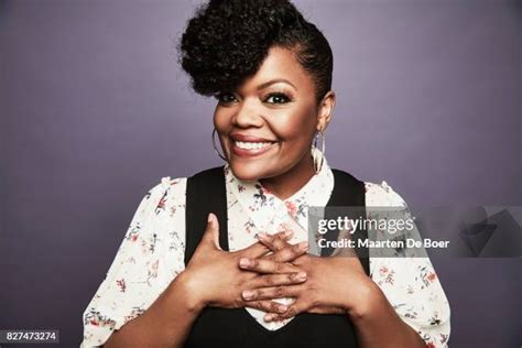 7152 Yvette Nicole Brown Photos And High Res Pictures Getty Images
