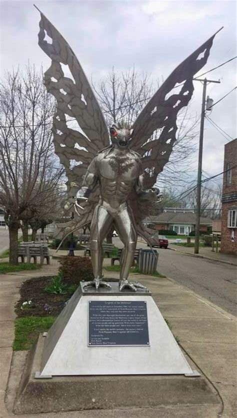 Mothman Statue Point Pleasant West Virginia West Virginia Statue