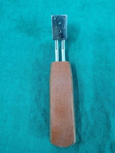 Orthopedic Cc Angle Guide At Best Price In New Delhi By Perfect Enterprises Id 2853355372855