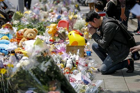 What The Suicide Of Author Lin Yi Han Can Teach Us About Mental Health