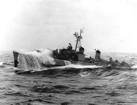 Fletcher Class Deck Pathways Discussion For A Ships Deck Furniture