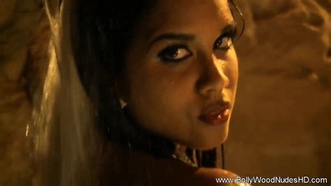 Indian Queen Sensual Beauty Naked Time Mow Arab Porn By Bollywood