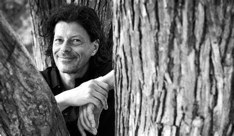 Pavillon 44 Das Rätsel Mensch Im Roman Von Thomas Sautner