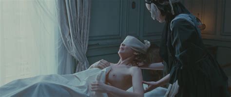 Vera Farmiga Desnuda En The Vintners Luck