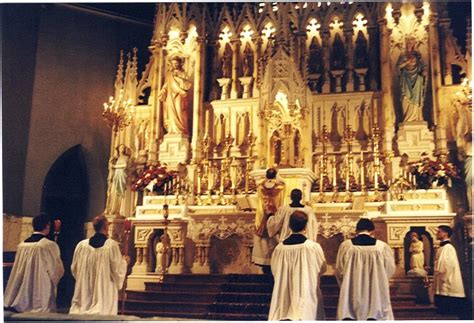 Pray The Mass The Traditional Latin Masstridentine Rite Explained