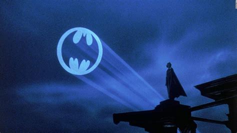 How To Make An Insanely Powerful Real Life Bat Signal Tvovermind