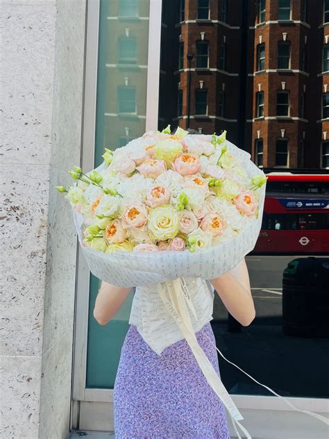 Sweet Bubble Grace Floral Couture